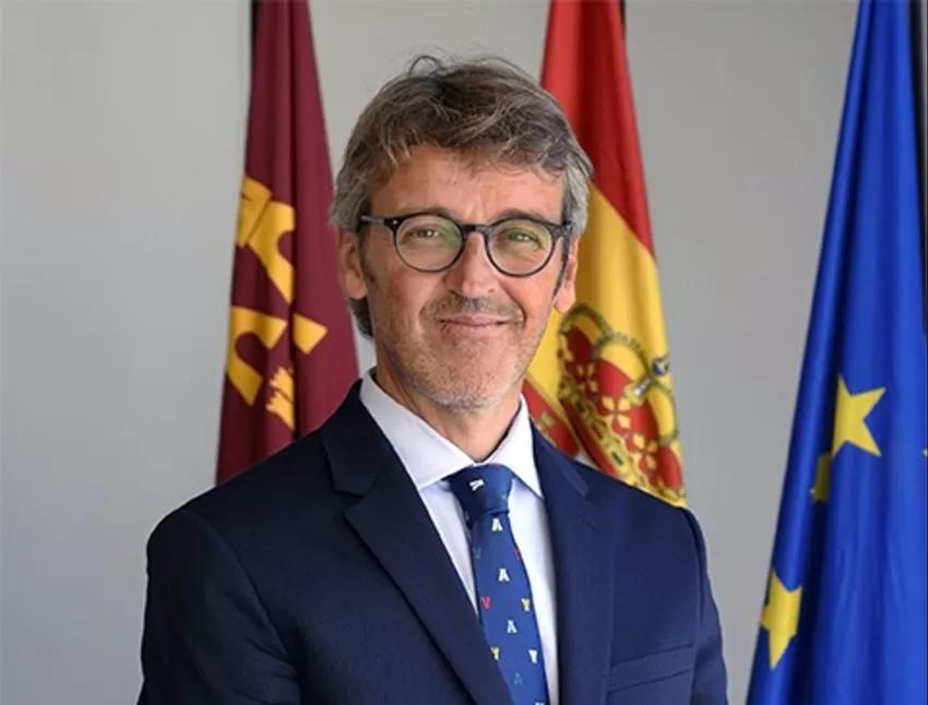 Luis Alberto Marín relevará a Javier Celdrán al frente de la Consejería ...